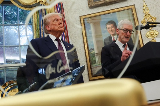 Give Him Something To Brag About – Apple CEO Tim Cook Shows How To Scam ...